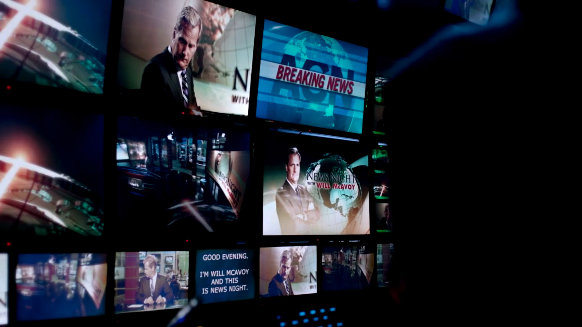 The Newsroom | Huge Designs